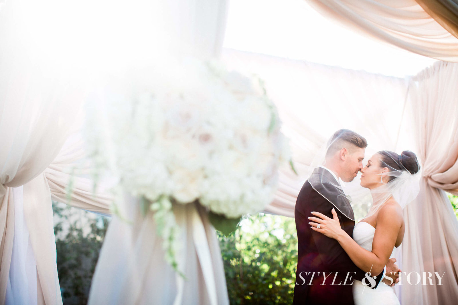 Brian & Kara Hartline | Beauty and The Wide-Receiver| Tampa, OH - Style ...